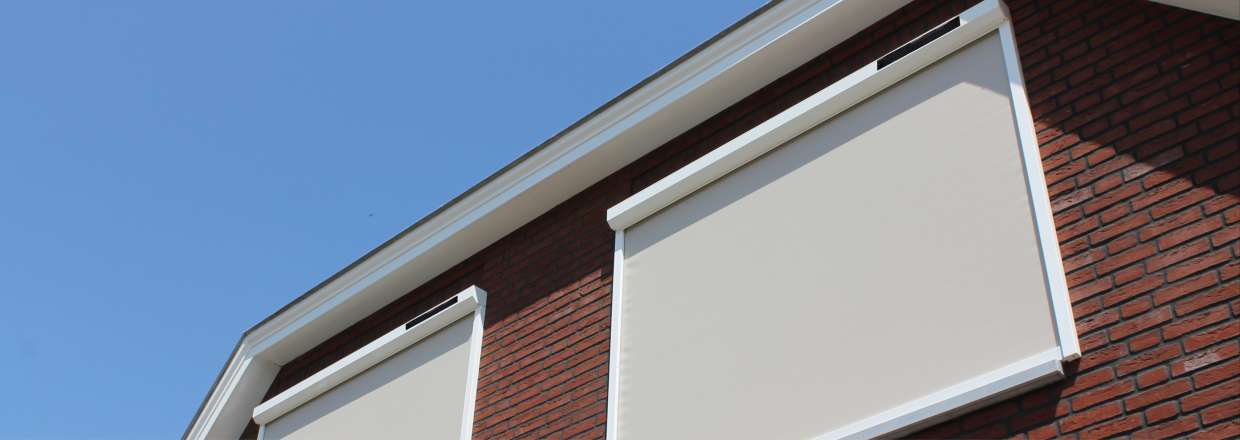 Nieuwe Solar Screen aangedreven door zonne-energie! - Zonwering Makkum ...